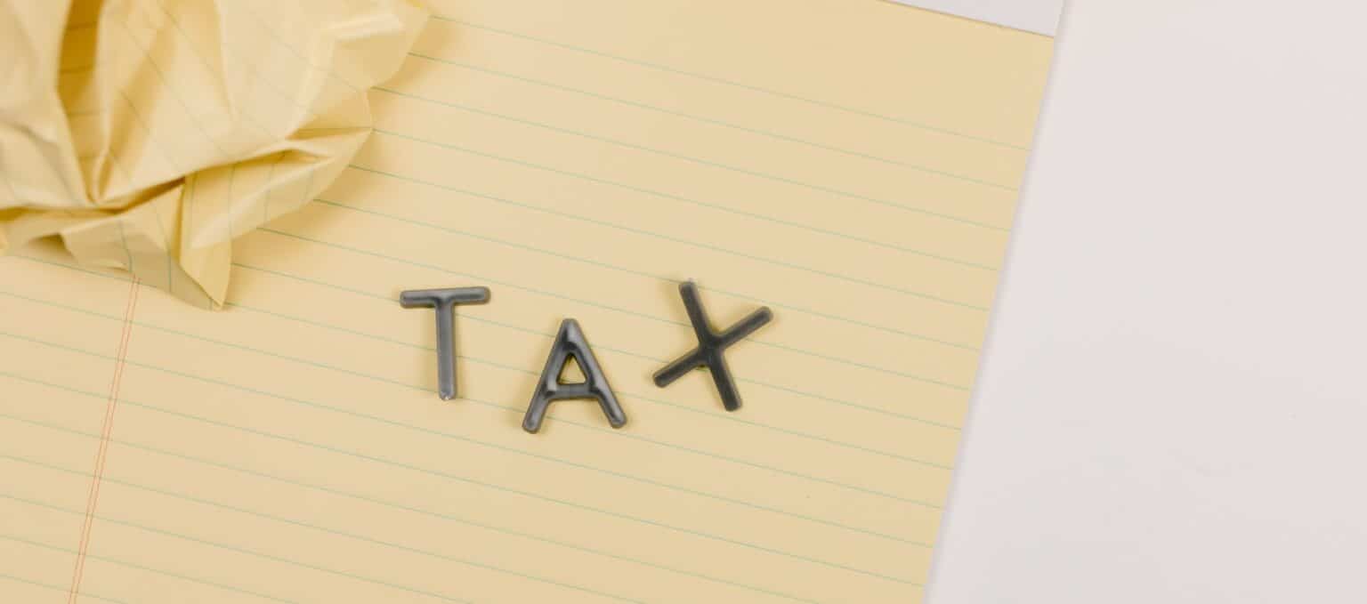 Best Tax-Efficient ETFs in Canada for 2026 - Stocktrades Canada