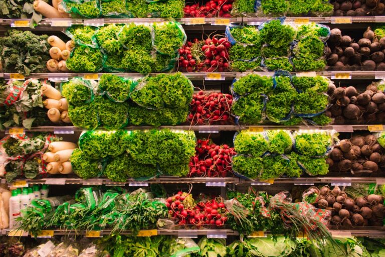 The Top Restaurant Stocks in Canada in April 2025 - Stocktrades Canada