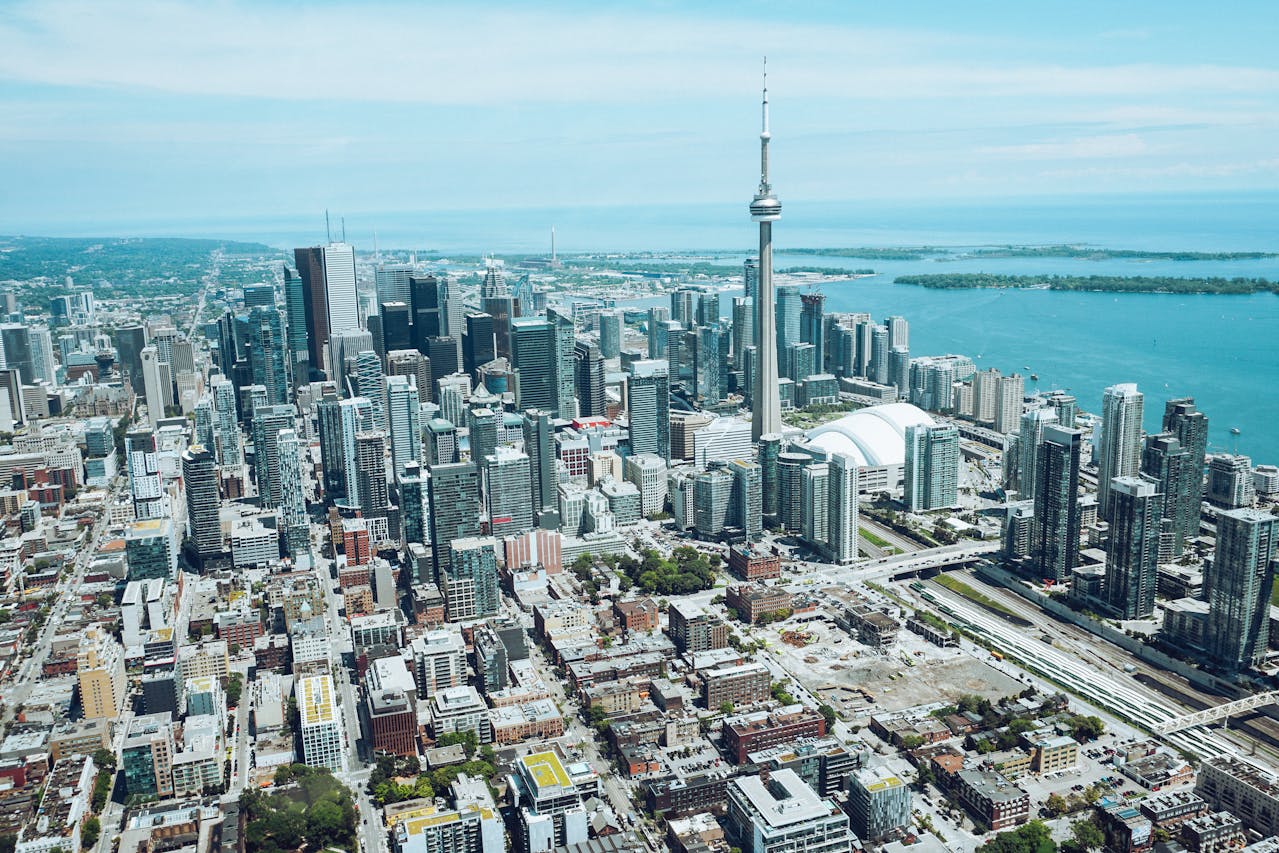 The Best Utility Stocks in Canada for April 2025 - Stocktrades Canada